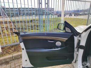 Balts BMW 530 Gran Turismo 2017 Avižieniai, ar dzinēja tilpumu 3.00 L un nobraukumu 318 tūkst. km par 15500 €, foto 19 vietnē AUTOMOTO.COM.LV