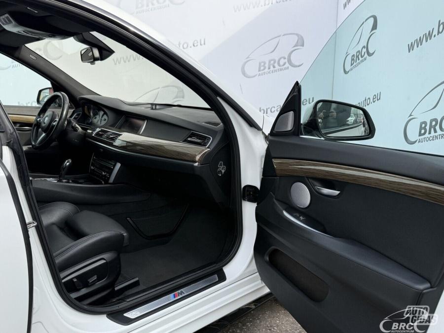 White BMW 530 Gran Turismo 2017 in Avizieniai, with an engine capacity of 3.00 L and mileage of 318 thousand km for 15700 €, photo 6 on AUTOMOTO.COM.LV