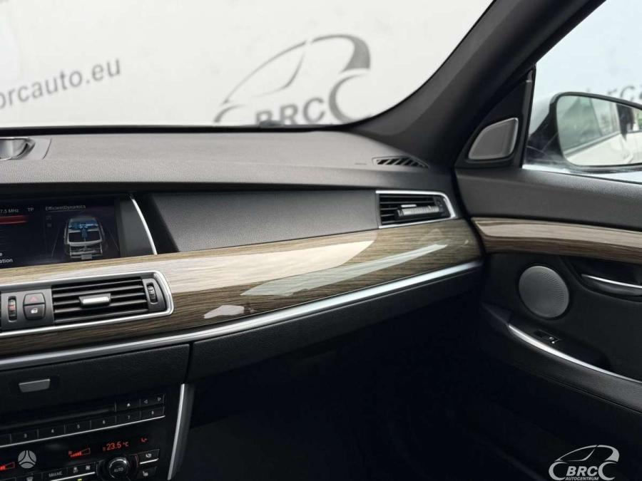 Белый БМВ 530 Gran Turismo 2017 в Клайпеда, объемом двигателя 2.99 л и пробегом 318 тыс. км за 13900 €, фото 7 на AUTOMOTO.COM.LV