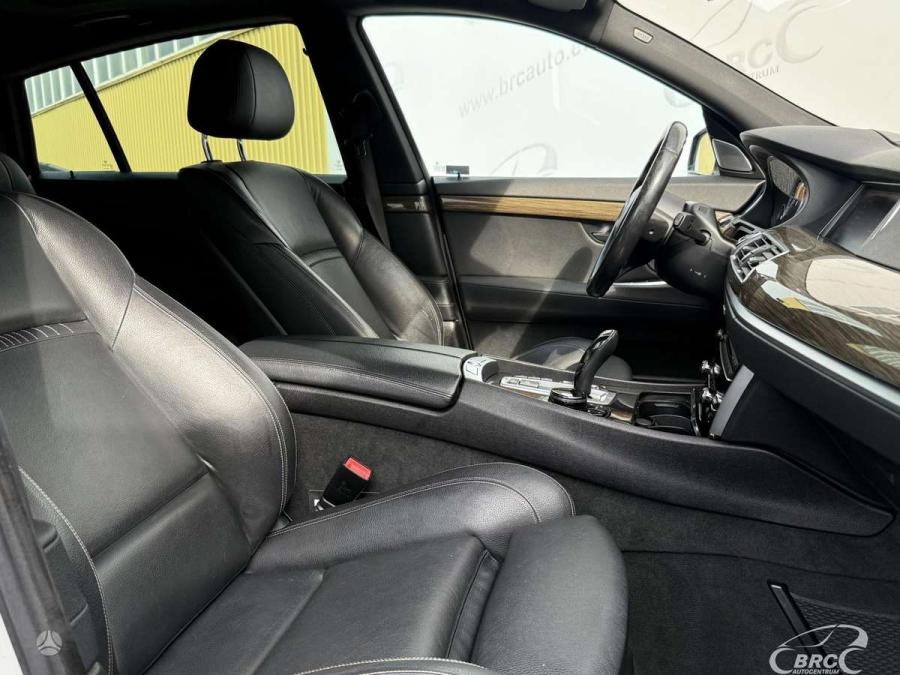 Белый БМВ 530 Gran Turismo 2017 в Клайпеда, объемом двигателя 2.99 л и пробегом 318 тыс. км за 13900 €, фото 11 на AUTOMOTO.COM.LV