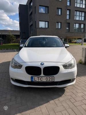 White BMW 530 Gran Turismo 2009 in Kaunas, with an engine capacity of 0.00 L and mileage of 415 thousand km for 8100 €, photo 4 on AUTOMOTO.COM.LV