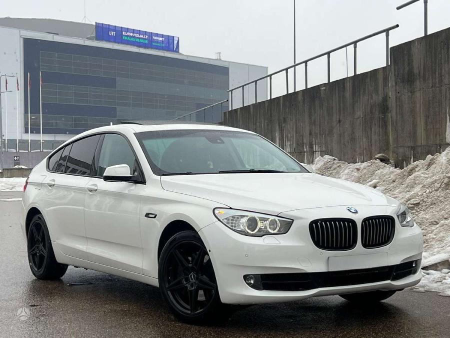 White BMW 530 Gran Turismo 2010 in Vilnius, with an engine capacity of 0.00 L and mileage of 358 thousand km for 7800 €, photo 1 on AUTOMOTO.COM.LV