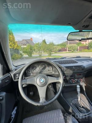 Zaļš BMW 530 1988 Daugavpils, ar dzinēja tilpumu 3.00 L un nobraukumu 310 tūkst. km par 7250 €, foto 16 vietnē AUTOMOTO.COM.LV
