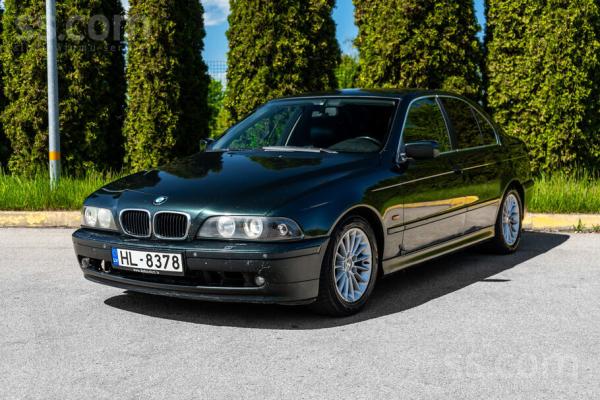 Green BMW 530 2001 in Jelgava, with an engine capacity of 3.00 L and mileage of 372 thousand km for 2350 €, photo 3 on AUTOMOTO.COM.LV