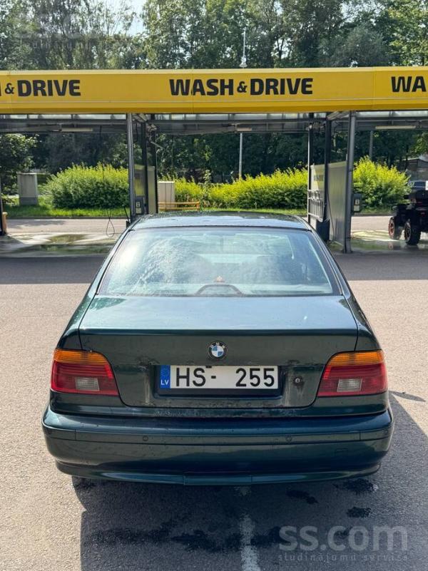 Зеленый БМВ 530 2001 в Рига, объемом двигателя 3.00 л и пробегом 450 тыс. км за 2800 €, фото 5 на AUTOMOTO.COM.LV