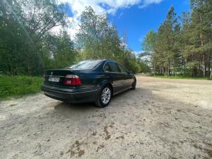 Green BMW 530 2002 in Riga, with an engine capacity of 3.00 L and mileage of 325 thousand km for 2500 €, photo 5 on AUTOMOTO.COM.LV