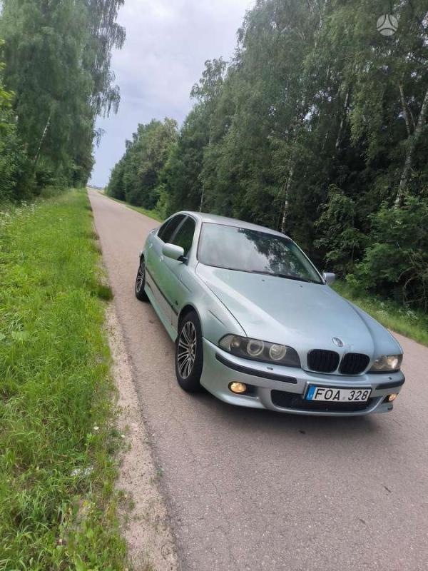 Zaļš BMW 530 2002 Joniškis, ar dzinēja tilpumu 3.00 L un nobraukumu 450 tūkst. km par 1450 €, foto 1 vietnē AUTOMOTO.COM.LV