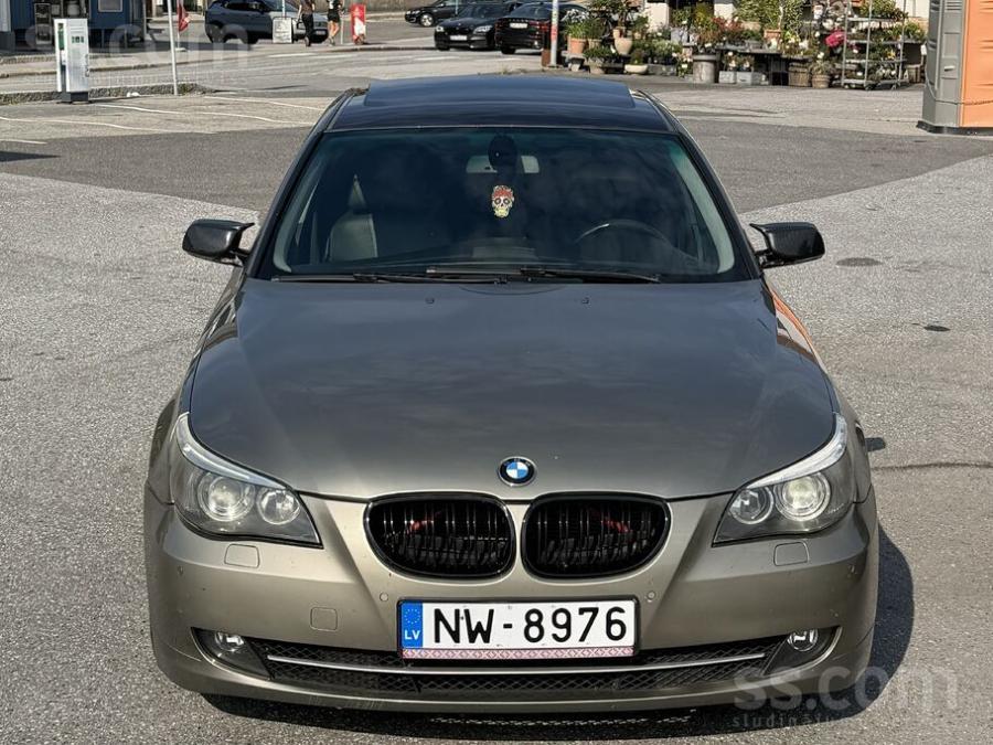 Зеленый БМВ 530 2005 в Алуксне, объемом двигателя 3.00 л и пробегом 305 тыс. км за 3990 €, фото 6 на AUTOMOTO.COM.LV