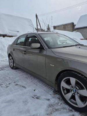 Zaļš BMW 530 2006 Telšiai, ar dzinēja tilpumu 3.00 L un nobraukumu 321 tūkst. km par 2200 €, foto 5 vietnē AUTOMOTO.COM.LV