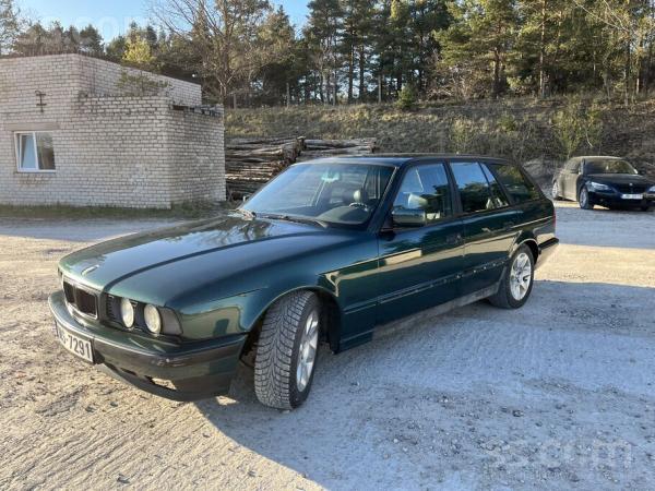 Zaļš BMW 530 1993 Tukums, ar dzinēja tilpumu 3.00 L un nobraukumu 470 tūkst. km par 2500 €, foto 1 vietnē AUTOMOTO.COM.LV