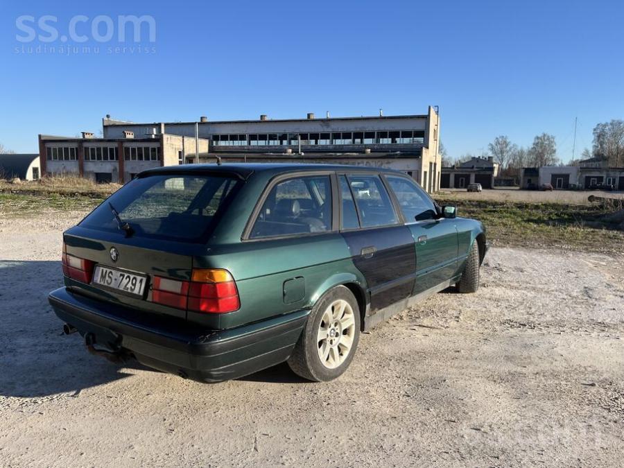 Зеленый БМВ 530 1993 в Тукумс, объемом двигателя 3.00 л и пробегом 470 тыс. км за 2500 €, фото 4 на AUTOMOTO.COM.LV