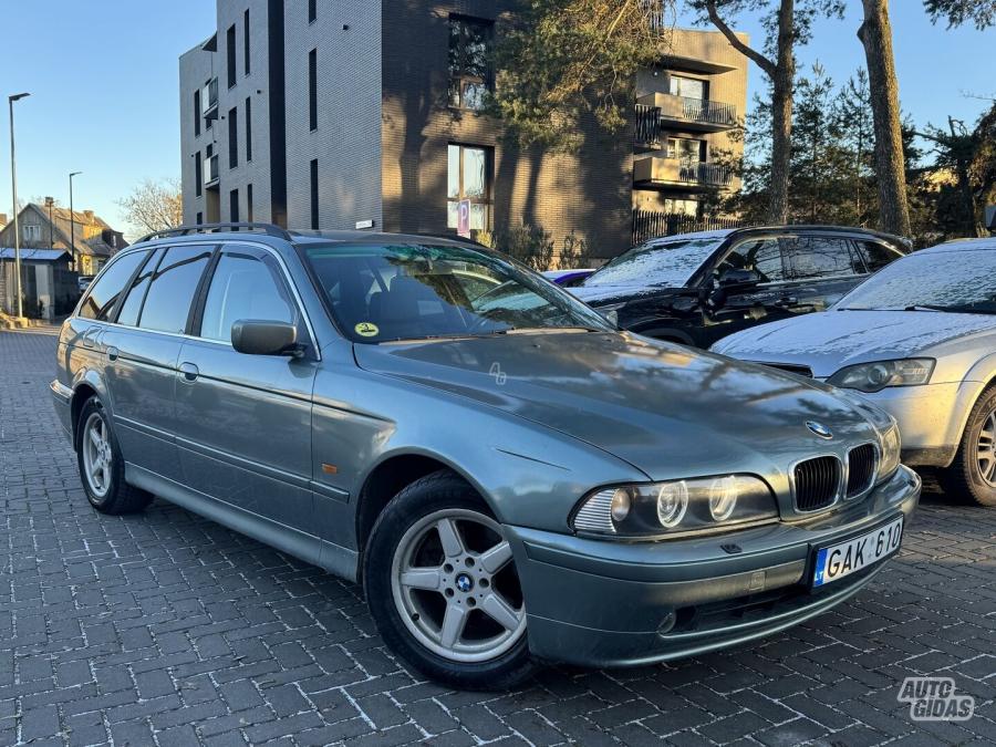 Zaļš BMW 530 2001 Panevēža, ar dzinēja tilpumu 3.00 L un nobraukumu 335 tūkst. km par 1450 €, foto 1 vietnē AUTOMOTO.COM.LV