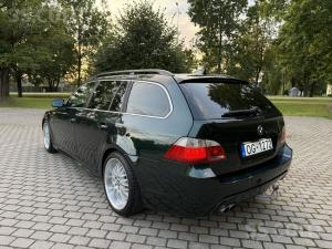 Green BMW 530 2005 in Jelgava, with an engine capacity of 3.00 L and mileage of 420 thousand km for 3900 €, photo 4 on AUTOMOTO.COM.LV