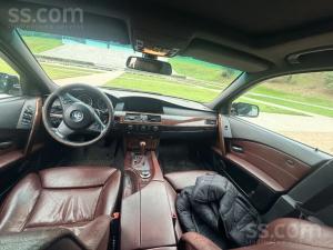 Zaļš BMW 530 2006 Daugavpils, ar dzinēja tilpumu 3.00 L un nobraukumu 330 tūkst. km par 3900 €, foto 21 vietnē AUTOMOTO.COM.LV