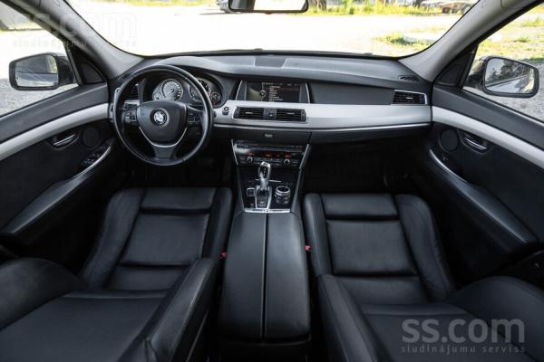 Grey BMW 530 2010 in Tukums, with an engine capacity of 3.00 L and mileage of 0 thousand km for 8880 €, photo 9 on AUTOMOTO.COM.LV