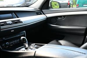 Pelēks BMW 530 2009 Rīga, ar dzinēja tilpumu 3.00 L un nobraukumu 411 tūkst. km par 6995 €, foto 9 vietnē AUTOMOTO.COM.LV