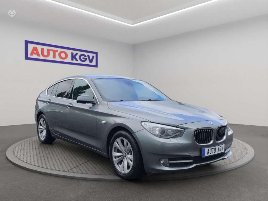 Grey BMW 530 2009 in Vilnius, with an engine capacity of 3.00 L and mileage of 271 thousand km for 8999 €, photo 8 on AUTOMOTO.COM.LV