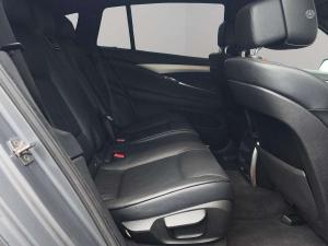 Grey BMW 530 2009 in Vilnius, with an engine capacity of 3.00 L and mileage of 271 thousand km for 8999 €, photo 10 on AUTOMOTO.COM.LV