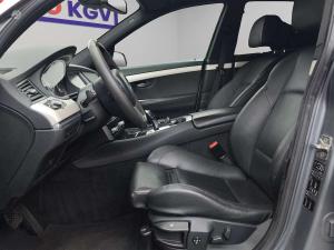 Grey BMW 530 2009 in Vilnius, with an engine capacity of 3.00 L and mileage of 271 thousand km for 8999 €, photo 14 on AUTOMOTO.COM.LV