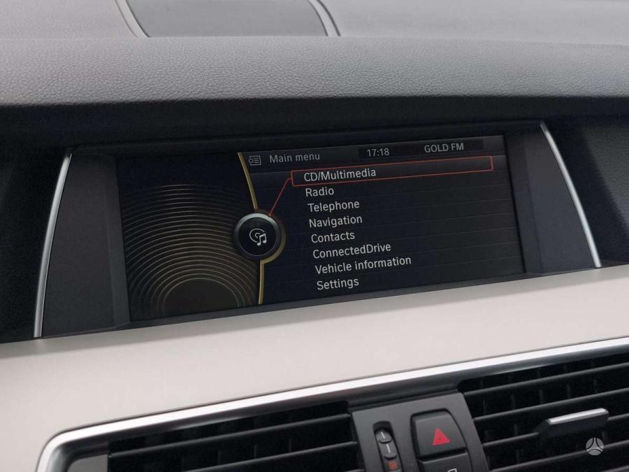 Grey BMW 530 2009 in Vilnius, with an engine capacity of 3.00 L and mileage of 271 thousand km for 8999 €, photo 20 on AUTOMOTO.COM.LV