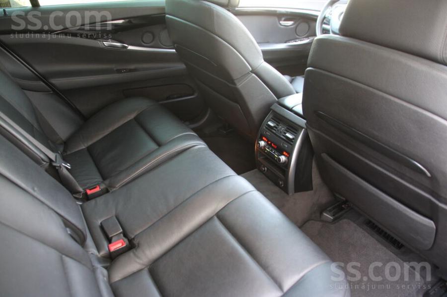 Pelēks BMW 530 2009 Rīga, ar dzinēja tilpumu 3.00 L un nobraukumu 370 tūkst. km par 9400 €, foto 19 vietnē AUTOMOTO.COM.LV