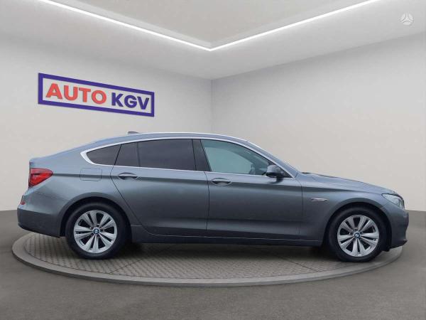 Grey BMW 530 2009 in Vilnius, with an engine capacity of 3.00 L and mileage of 271 thousand km for 8999 €, photo 6 on AUTOMOTO.COM.LV