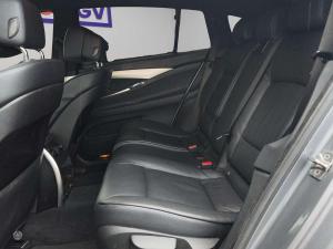 Grey BMW 530 2009 in Vilnius, with an engine capacity of 3.00 L and mileage of 271 thousand km for 8999 €, photo 12 on AUTOMOTO.COM.LV