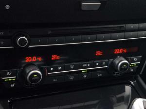 Grey BMW 530 2009 in Vilnius, with an engine capacity of 3.00 L and mileage of 271 thousand km for 8999 €, photo 19 on AUTOMOTO.COM.LV