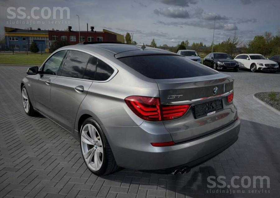 Pelēks BMW 530 2010 Viļņa, ar dzinēja tilpumu 3.00 L un nobraukumu 253 tūkst. km par 10499 €, foto 6 vietnē AUTOMOTO.COM.LV