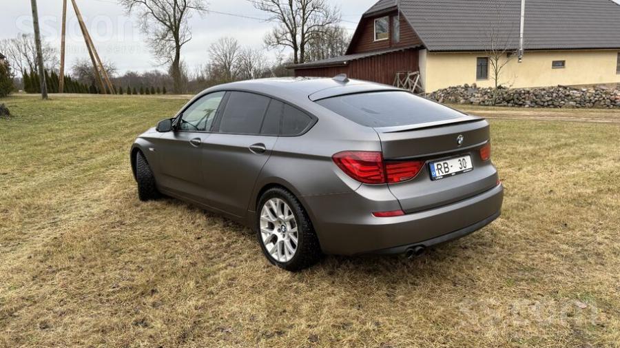 Pelēks BMW 530 2010 Rīga, ar dzinēja tilpumu 3.00 L un nobraukumu 335 tūkst. km par 9500 €, foto 2 vietnē AUTOMOTO.COM.LV