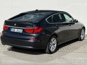 Grey BMW 530 2010 in Riga, with an engine capacity of 3.00 L and mileage of 0 thousand km for 7990 €, photo 5 on AUTOMOTO.COM.LV