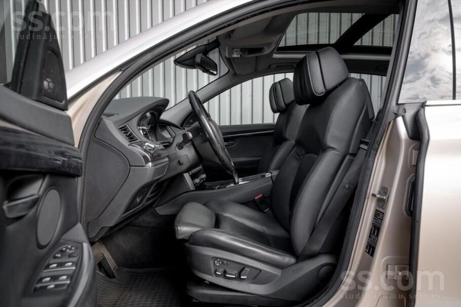 Grey BMW 530 2010 in Talsi, with an engine capacity of 3.00 L and mileage of 269 thousand km for 9950 €, photo 11 on AUTOMOTO.COM.LV