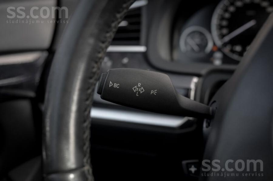 Grey BMW 530 2010 in Talsi, with an engine capacity of 3.00 L and mileage of 269 thousand km for 9950 €, photo 18 on AUTOMOTO.COM.LV