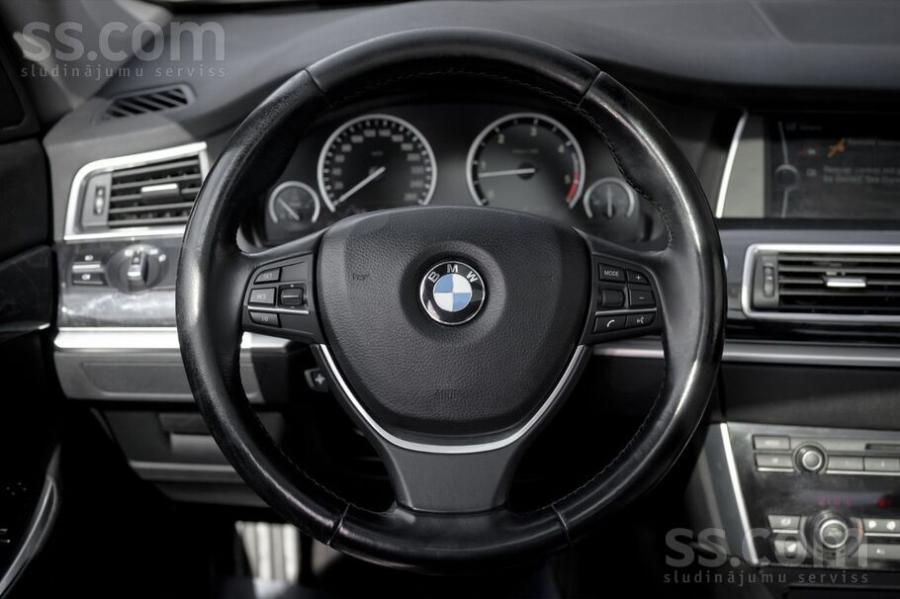 Grey BMW 530 2010 in Talsi, with an engine capacity of 3.00 L and mileage of 269 thousand km for 9950 €, photo 19 on AUTOMOTO.COM.LV