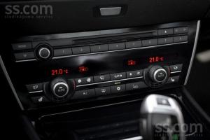 Grey BMW 530 2010 in Talsi, with an engine capacity of 3.00 L and mileage of 269 thousand km for 9950 €, photo 25 on AUTOMOTO.COM.LV