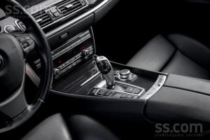 Grey BMW 530 2010 in Talsi, with an engine capacity of 3.00 L and mileage of 269 thousand km for 9950 €, photo 26 on AUTOMOTO.COM.LV