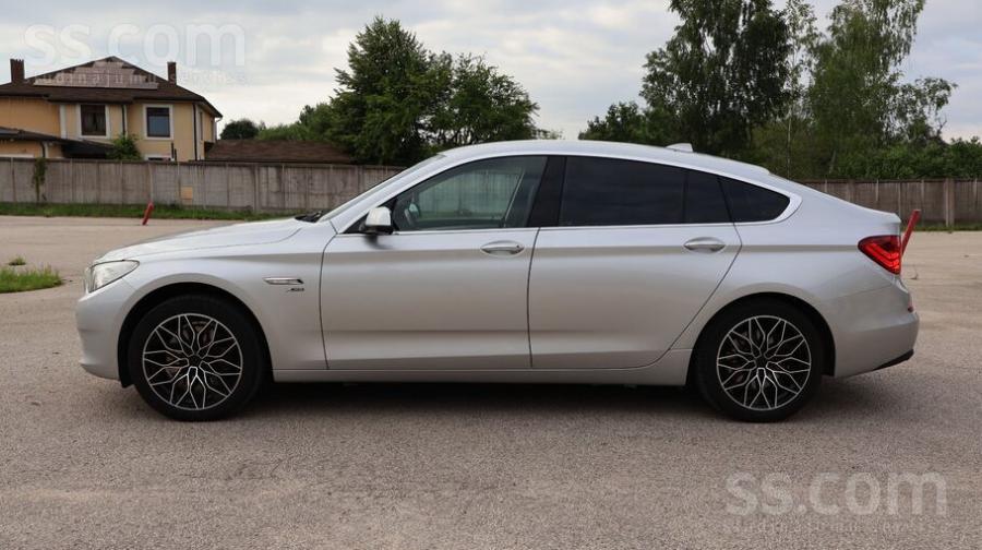 Grey BMW 530 2010 in Riga, with an engine capacity of 3.00 L and mileage of 0 thousand km for 8500 €, photo 5 on AUTOMOTO.COM.LV