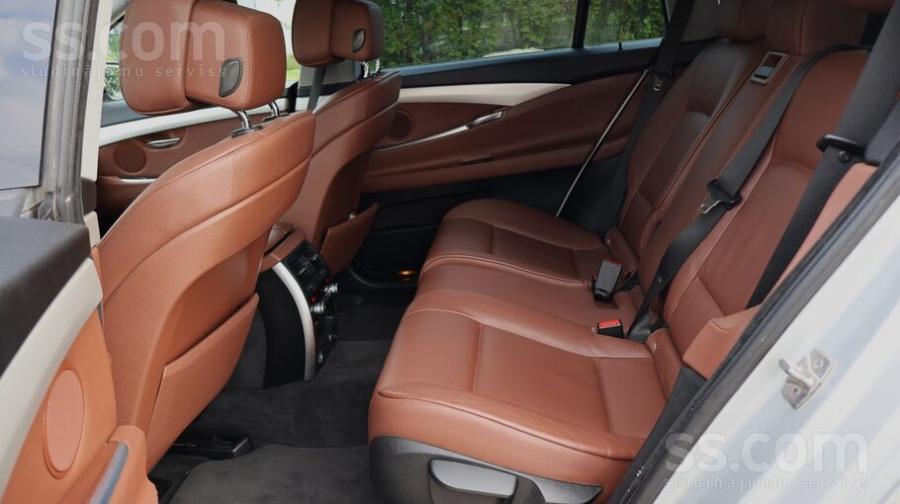 Grey BMW 530 2010 in Riga, with an engine capacity of 3.00 L and mileage of 0 thousand km for 8500 €, photo 16 on AUTOMOTO.COM.LV