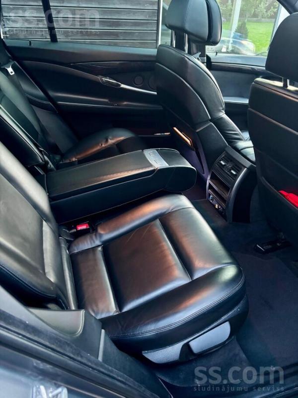 Grey BMW 530 2010 in Riga, with an engine capacity of 3.00 L and mileage of 335 thousand km for 10200 €, photo 6 on AUTOMOTO.COM.LV