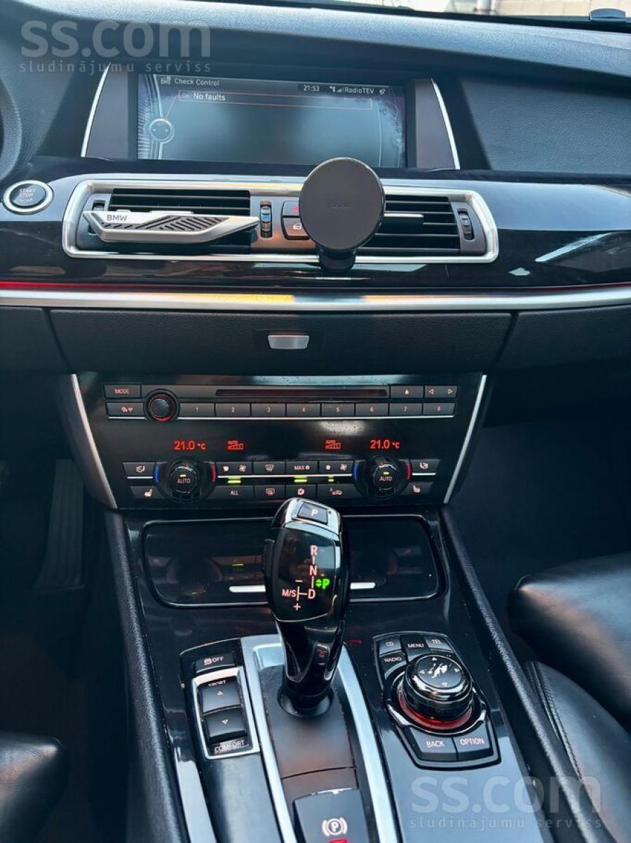 Pelēks BMW 530 2010 Rīga, ar dzinēja tilpumu 3.00 L un nobraukumu 335 tūkst. km par 10200 €, foto 16 vietnē AUTOMOTO.COM.LV