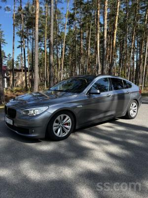 Grey BMW 530 2010 in Riga, with an engine capacity of 3.00 L and mileage of 291 thousand km for 10300 €, photo 5 on AUTOMOTO.COM.LV
