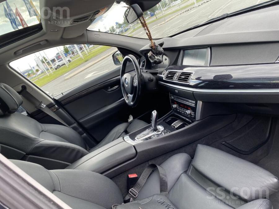 Grey BMW 530 2010 in Riga, with an engine capacity of 3.00 L and mileage of 319 thousand km for 8600 €, photo 6 on AUTOMOTO.COM.LV