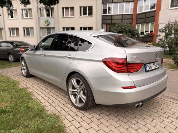 Pelēks BMW 530 2010 Bauska, ar dzinēja tilpumu 3.00 L un nobraukumu 253 tūkst. km par 8000 €, foto 5 vietnē AUTOMOTO.COM.LV