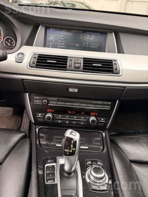 Grey BMW 530 2010 in Bauska, with an engine capacity of 3.00 L and mileage of 253 thousand km for 8000 €, photo 11 on AUTOMOTO.COM.LV