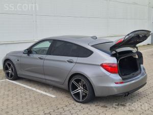 Pelēks BMW 530 2010 Rīga, ar dzinēja tilpumu 3.00 L un nobraukumu 320 tūkst. km par 8450 €, foto 22 vietnē AUTOMOTO.COM.LV
