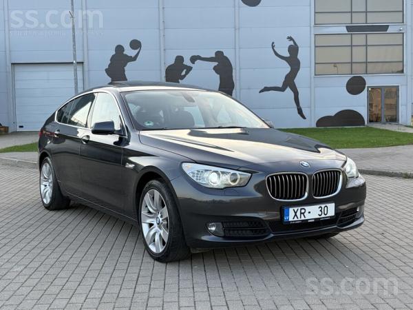 Grey BMW 530 2010 in Riga, with an engine capacity of 3.00 L and mileage of 359 thousand km for 9600 €, photo 1 on AUTOMOTO.COM.LV