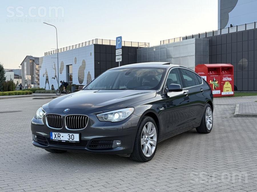 Grey BMW 530 2010 in Riga, with an engine capacity of 3.00 L and mileage of 359 thousand km for 9600 €, photo 4 on AUTOMOTO.COM.LV