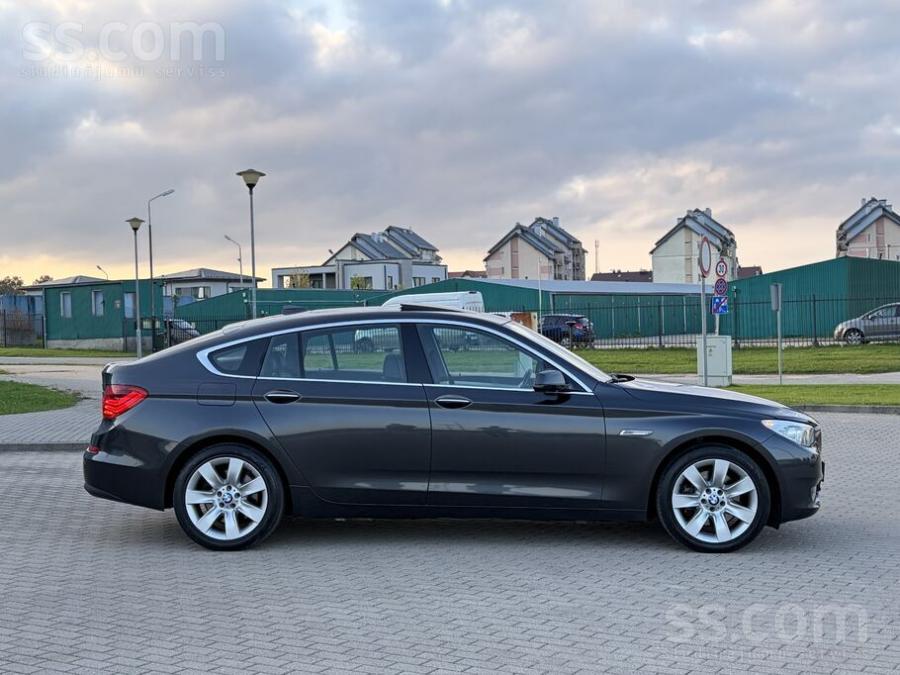 Grey BMW 530 2010 in Riga, with an engine capacity of 3.00 L and mileage of 359 thousand km for 9600 €, photo 6 on AUTOMOTO.COM.LV