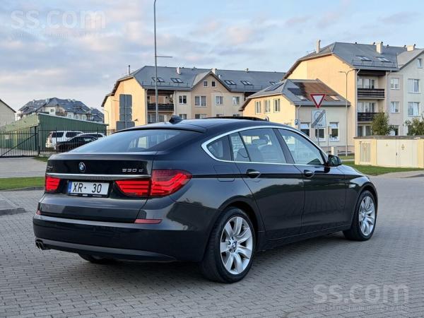 Grey BMW 530 2010 in Riga, with an engine capacity of 3.00 L and mileage of 359 thousand km for 9600 €, photo 9 on AUTOMOTO.COM.LV