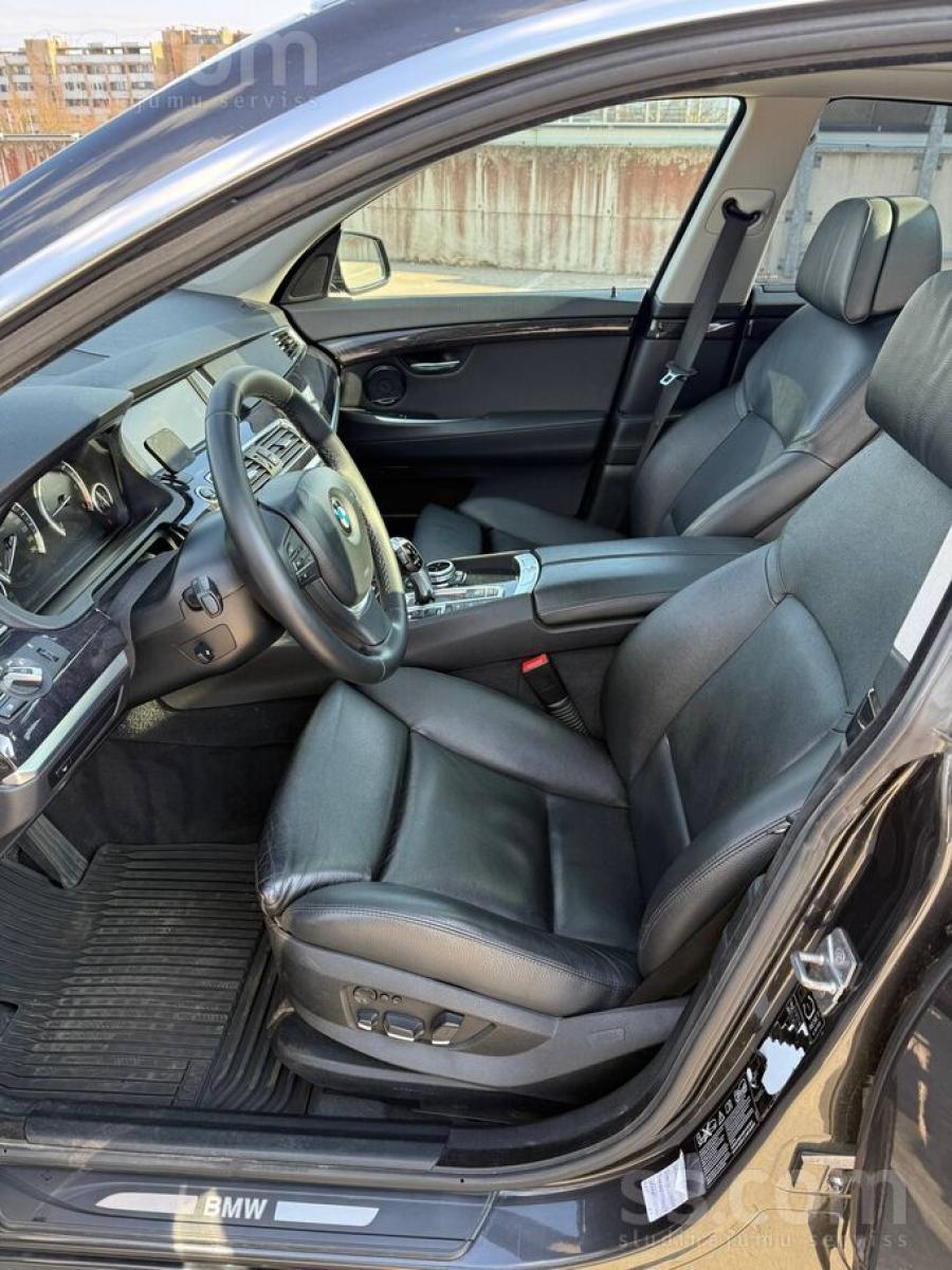 Pelēks BMW 530 2012 Rīga, ar dzinēja tilpumu 3.00 L un nobraukumu 281 tūkst. km par 10200 €, foto 13 vietnē AUTOMOTO.COM.LV